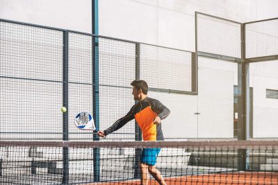 How to Play Padel Tennis – The Complete Guide - Tennis Uni
